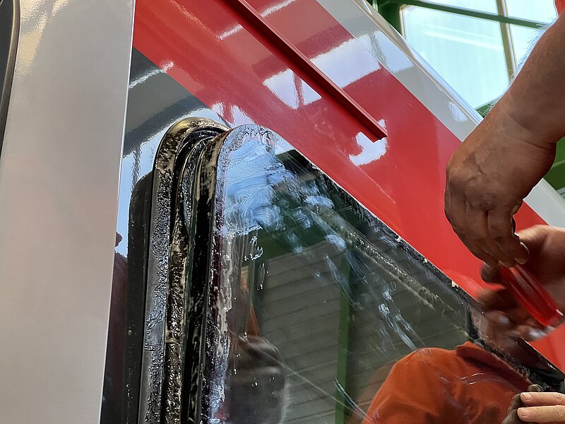 Feine Linien, grosse Wirkung: Die mobilfunkfreundlichen Fensterscheiben ...